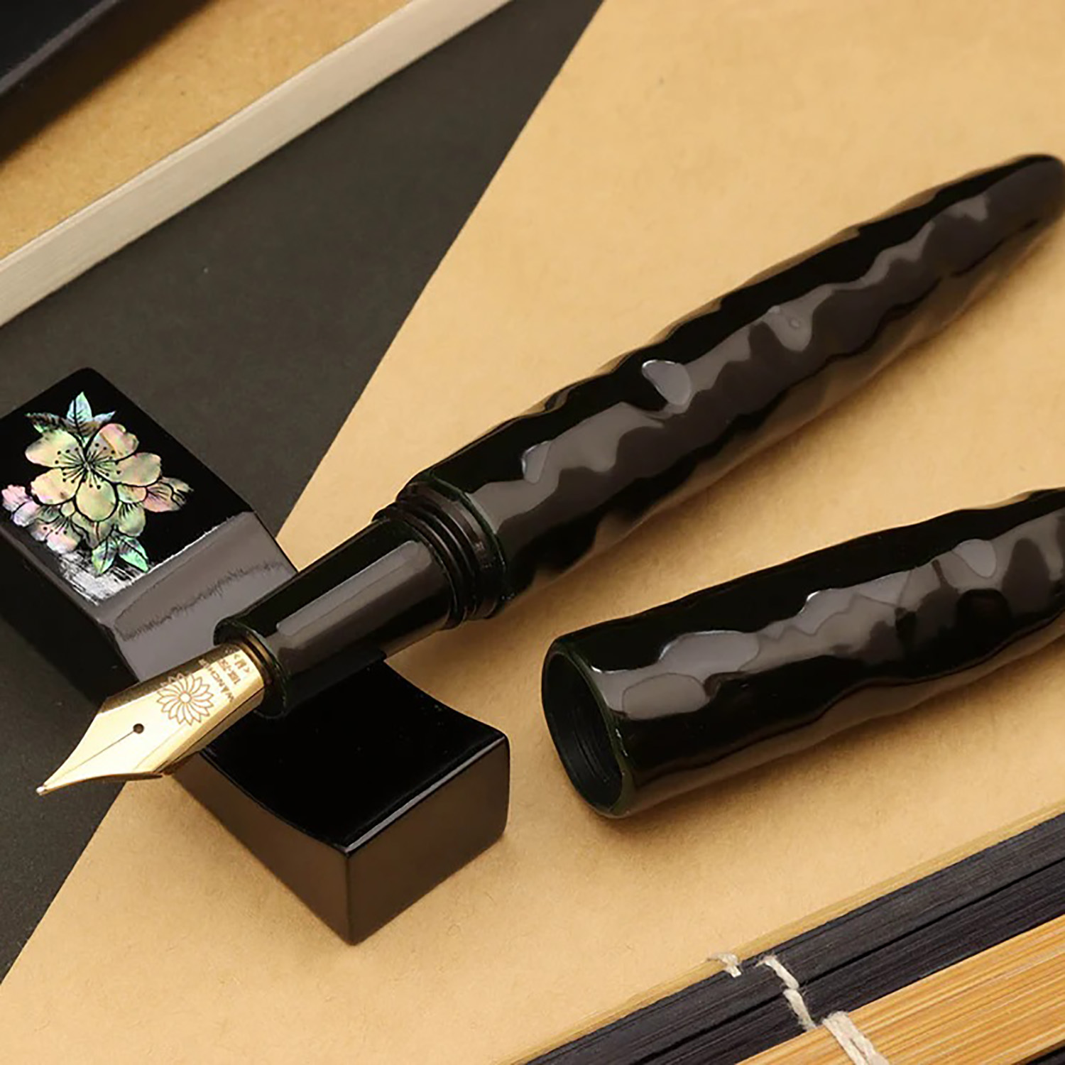 Wancher Dream Pen Aizu Urushi Kikko-Nuri Midoritamenuri Fountain Pen - Vulpen / Fountain pen ...